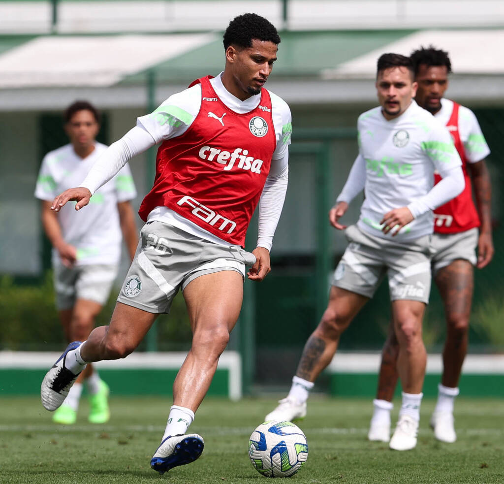 Com volta de Kevin, Palmeiras encerra primeira semana de trabalho na ...