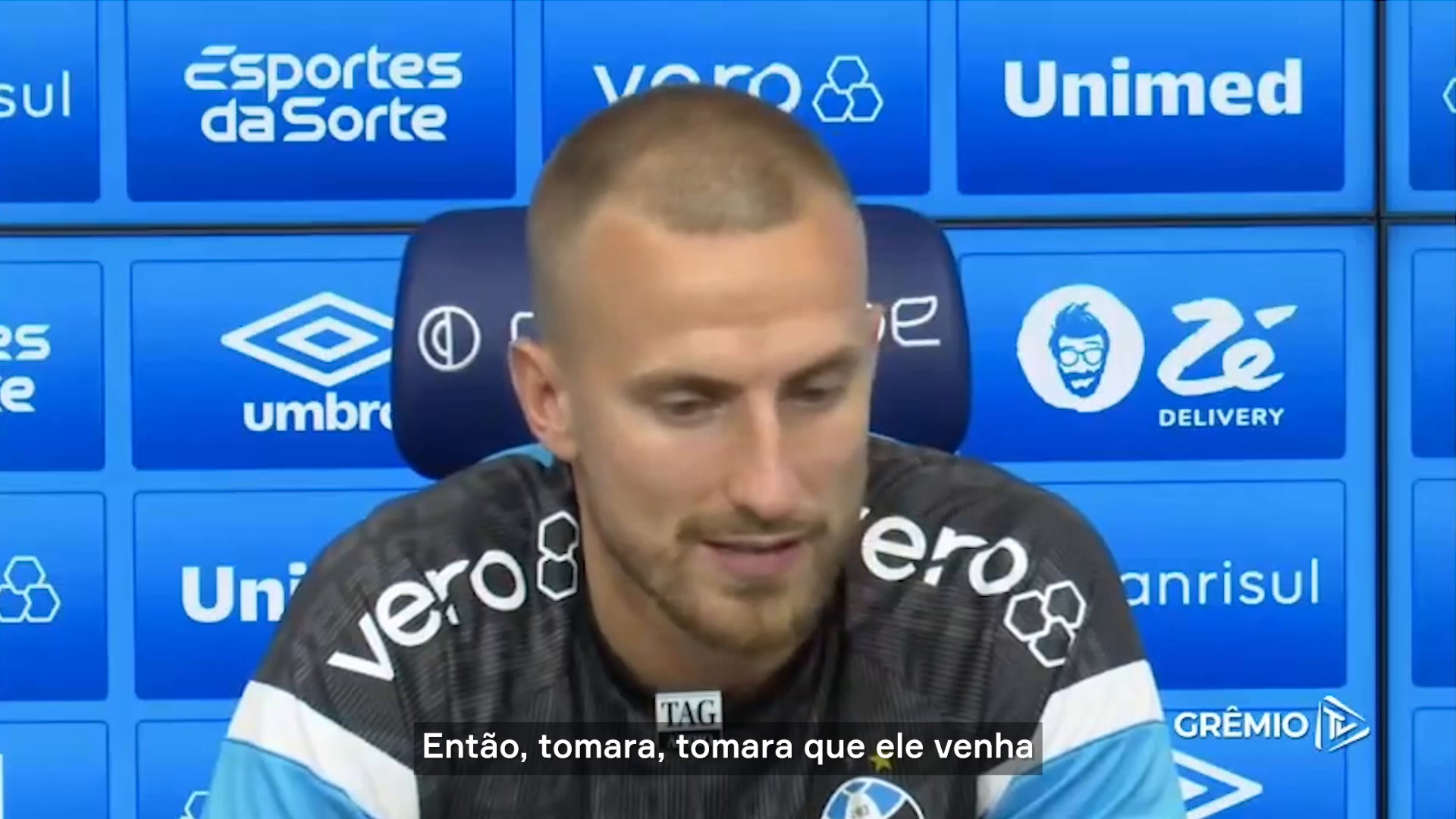 Rodrigo Ely torce para ver Deyverson atuando pelo Grêmio - Gazeta Esportiva