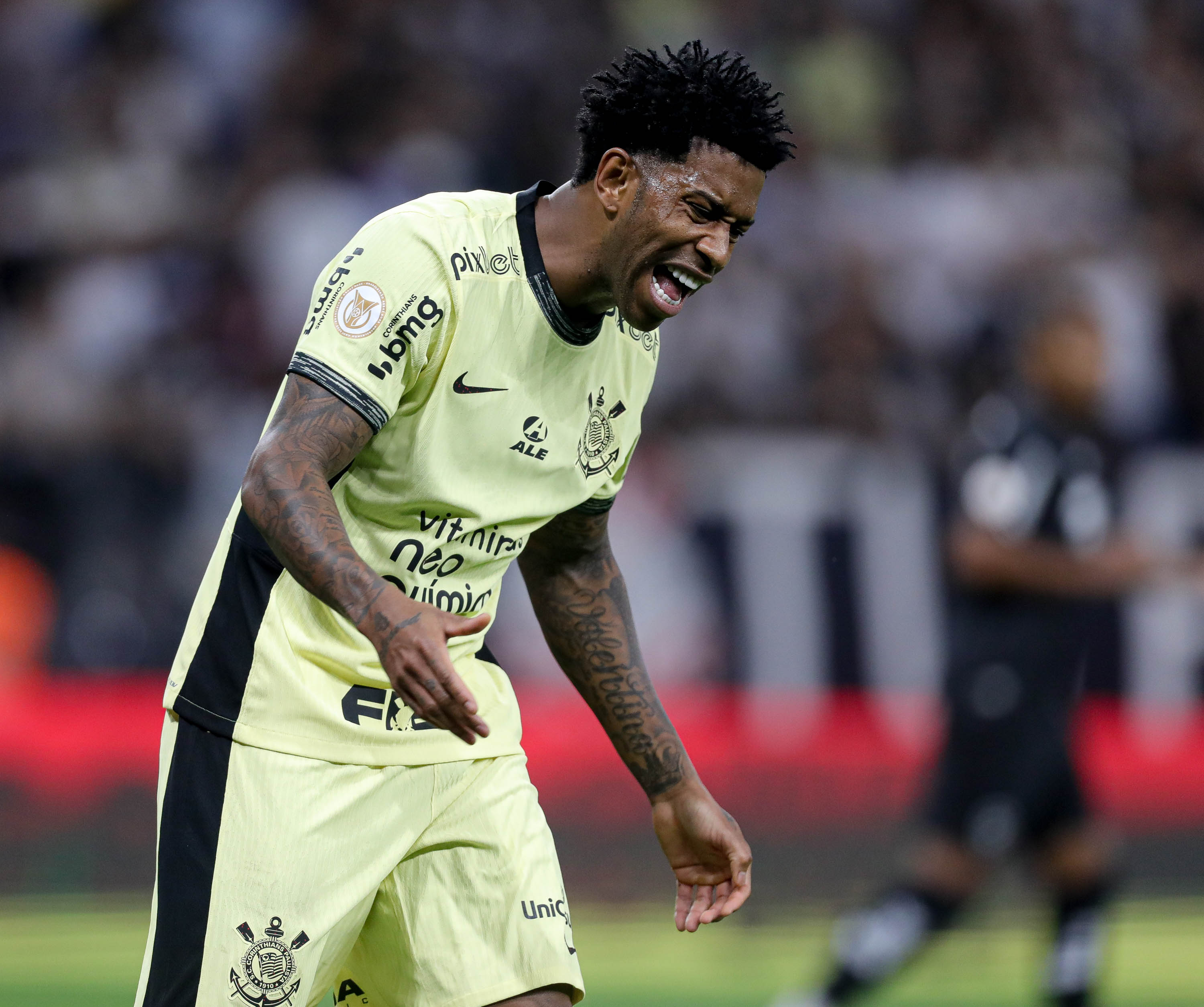 Gil iguala temporada mais artilheira desde retorno ao Corinthians ...