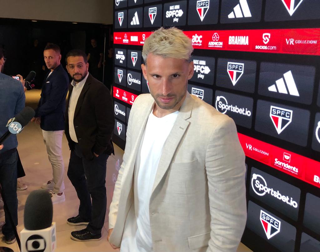 Calleri reforça incômodo com tornozelo machucado e mira disputa da ...