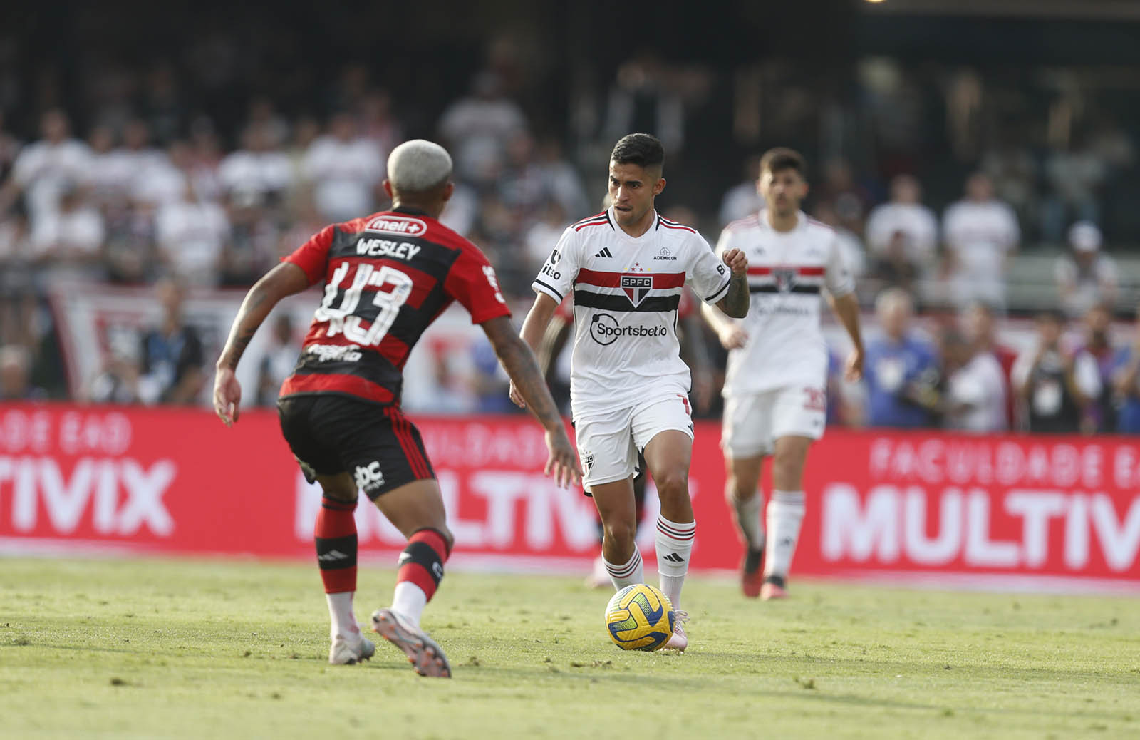 Veja fotos de Rodrigo Nestor com a camisa do São Paulo - Gazeta Esportiva
