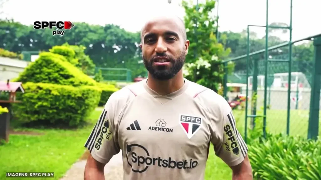 Lucas exalta presença de crianças em treino aberto do São Paulo: “Sem ...