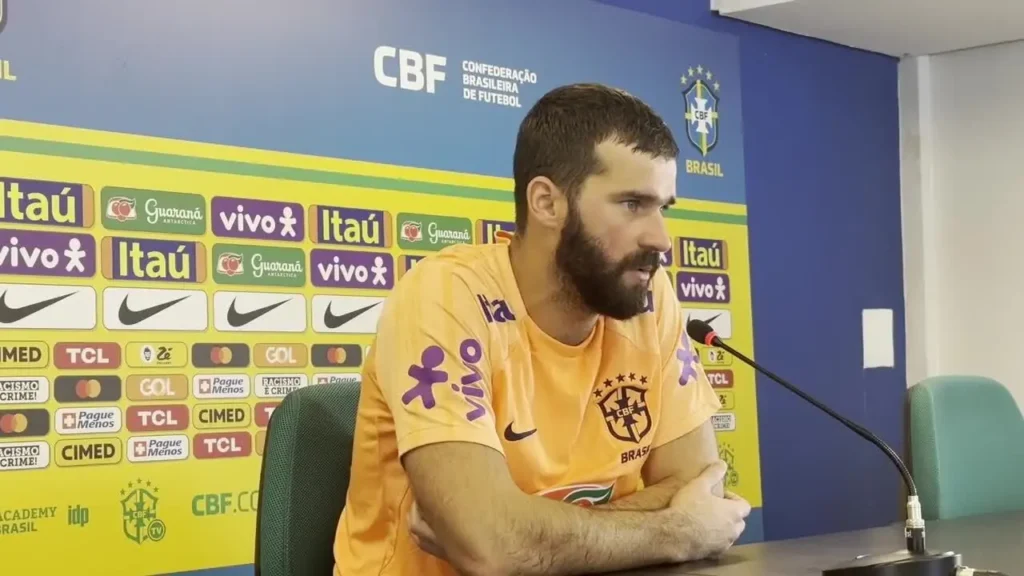 Alisson destaca responsabilidade em retornar ao gol da Seleção ...