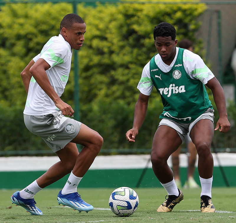 Estafe cita contrato até 2024 e garante Abel focado na reta final do ...