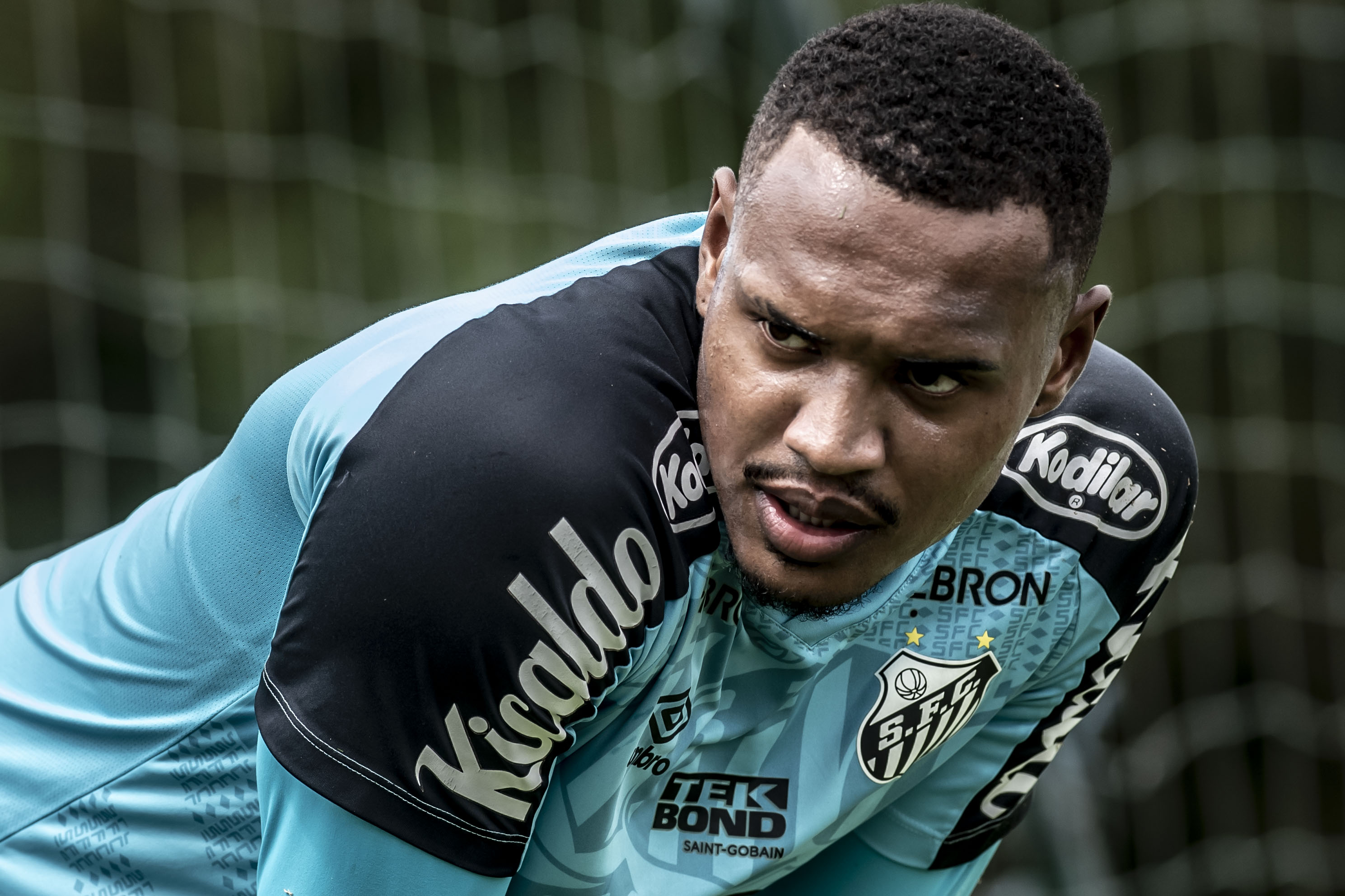 Santos acerta a venda do goleiro John ao Botafogo - Gazeta Esportiva